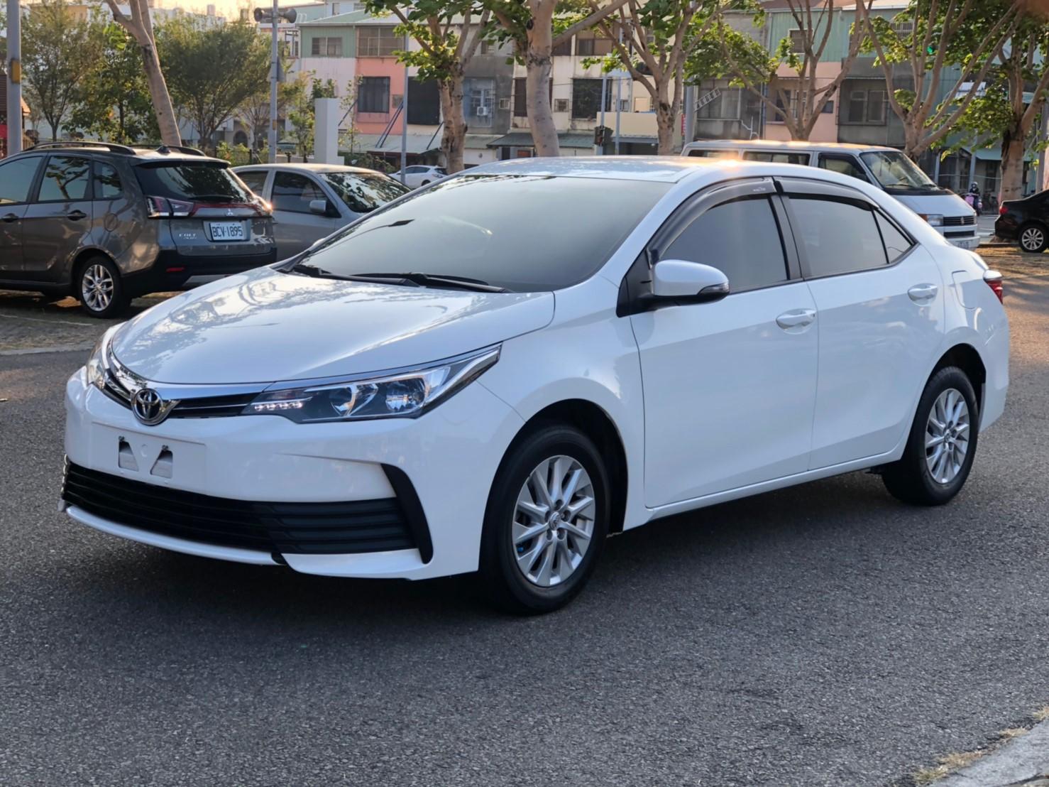 Corolla Altis 2016